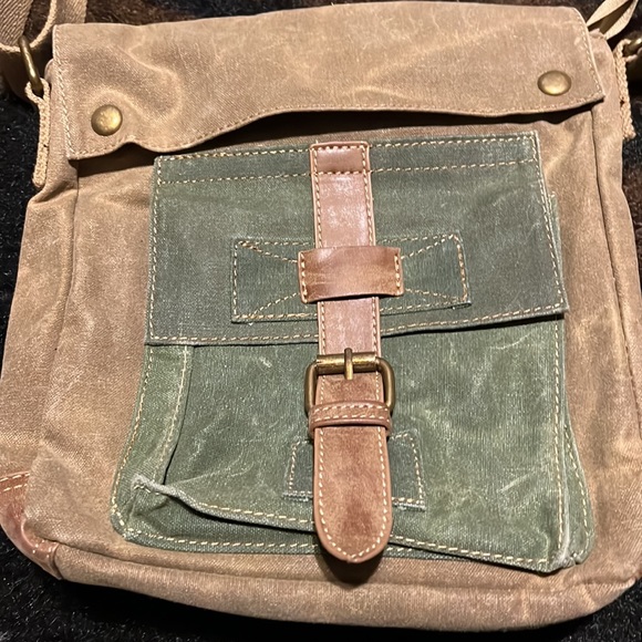 Cargoit | Bags | Cargoit Green Unisex Utility Shoulder Bag | Poshmark